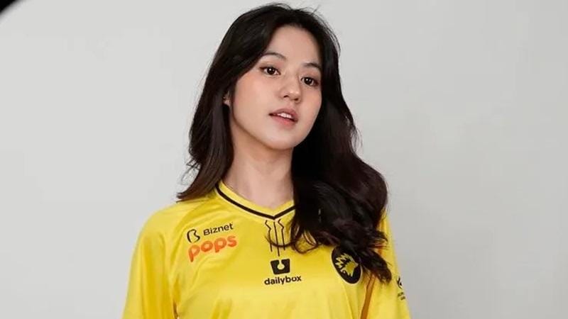 Biodata Lengkap Si Gamer Super Cute, Vonny Felicia AKA Vonzy | GGWP.ID