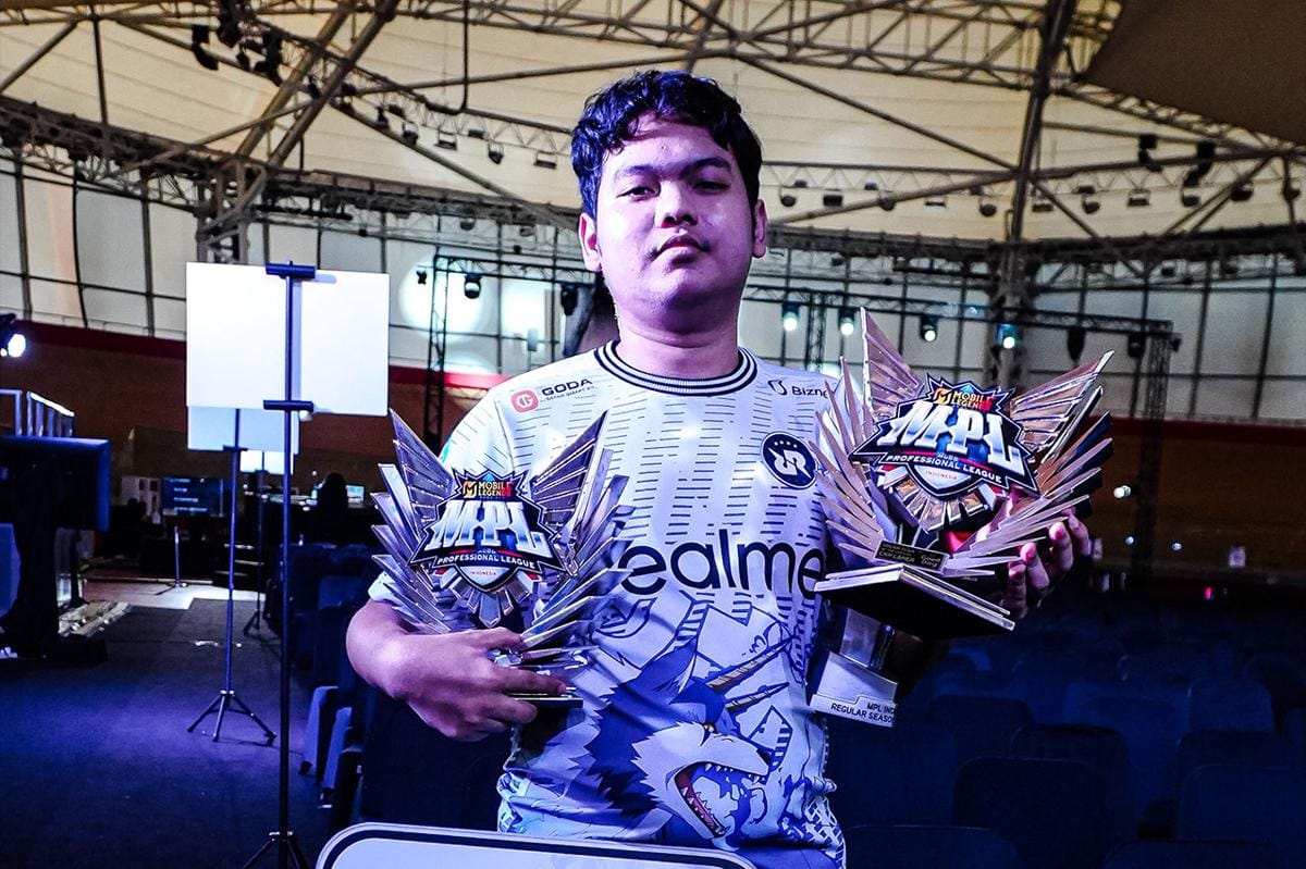 Pemenang MPL Awards S15, RRQ Idok MVP Regular Season! | GGWP.ID